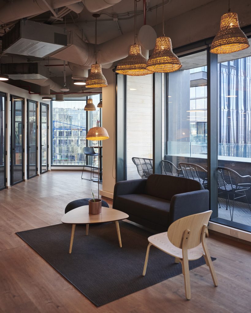 Habilitación Oficinas BUK – Lira Arquitectos Asociados
